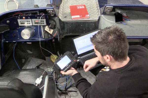 [TECH TALK] Turbo Diesel Jet Boat | CAN Bus data via G-Scan and MoTeC dash