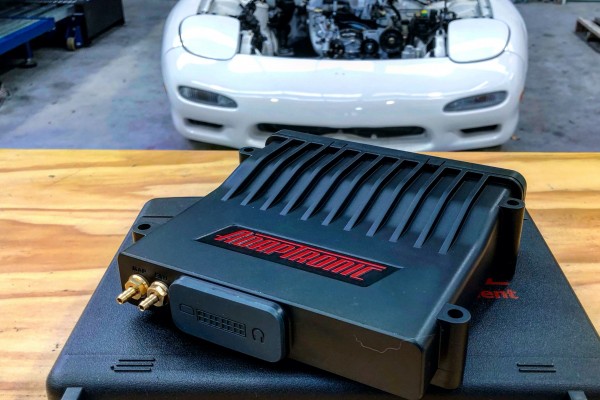 252 | Introduction to Adaptronic